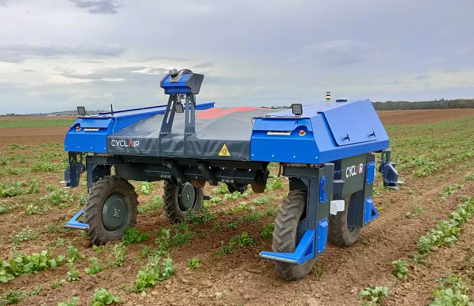 Cyclair lance ses robots désherbeurs dans les grandes cultures | Agra ...