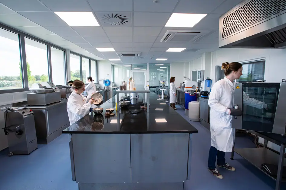 Avril inaugure son nouvel Innolab à Bruz | Agra Innovation