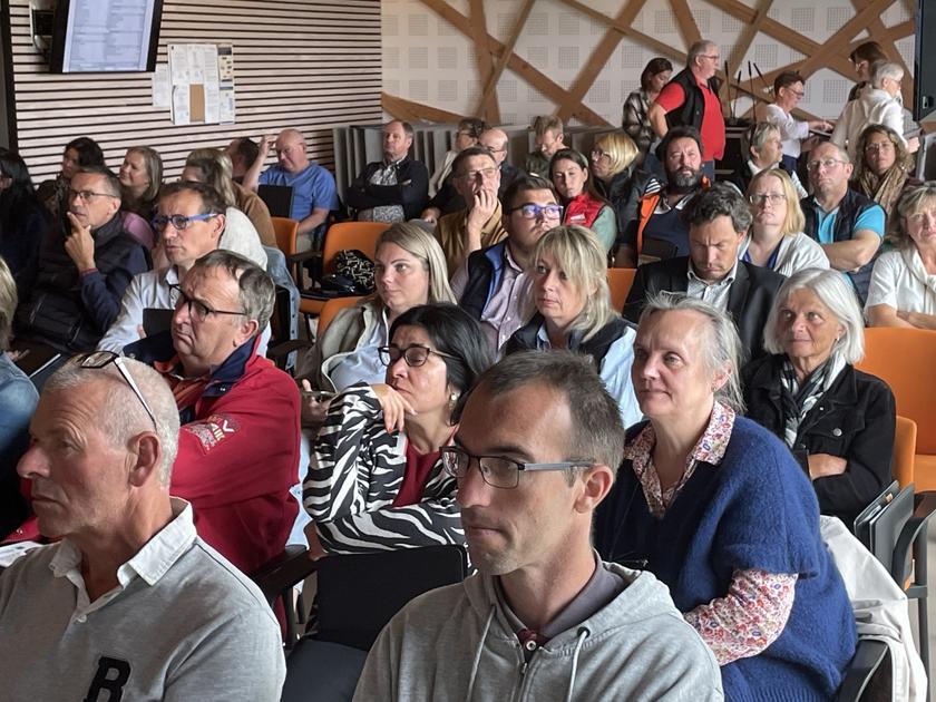 Service de remplacement de la Manche | [EN IMAGES] Une convention pour ...