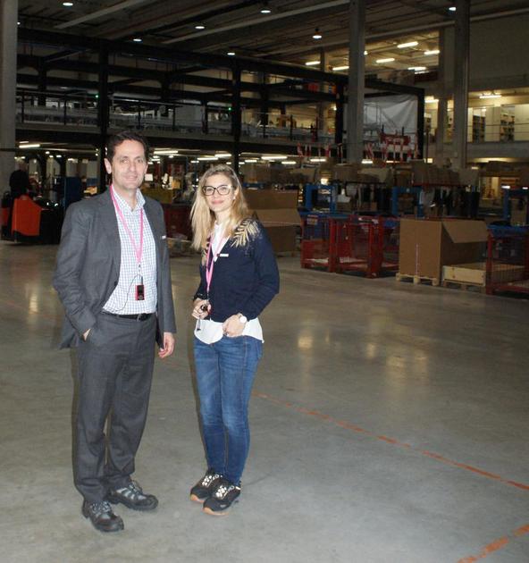 Kramp voit plus grand, grâce à internet | Caracterres