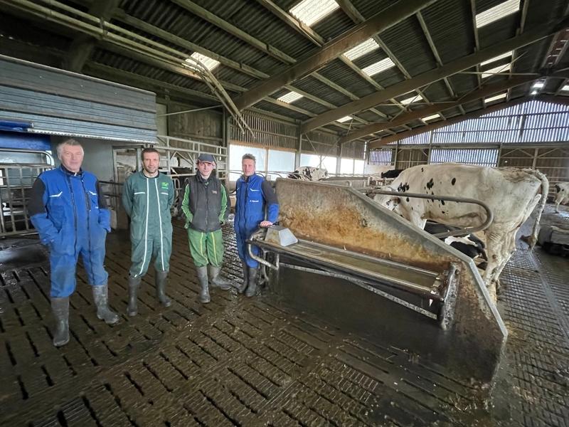 « Nous avons gagné 1 000 kilos de lait par vache par an en augmentant ...