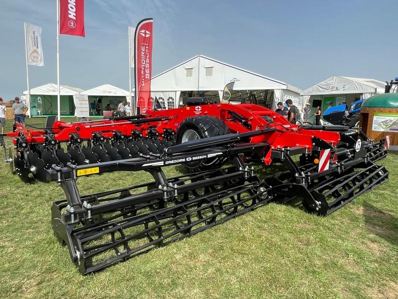 Grégoire Besson - Le déchaumeur à disques Occitan T70 jusqu’à 8,20 ...