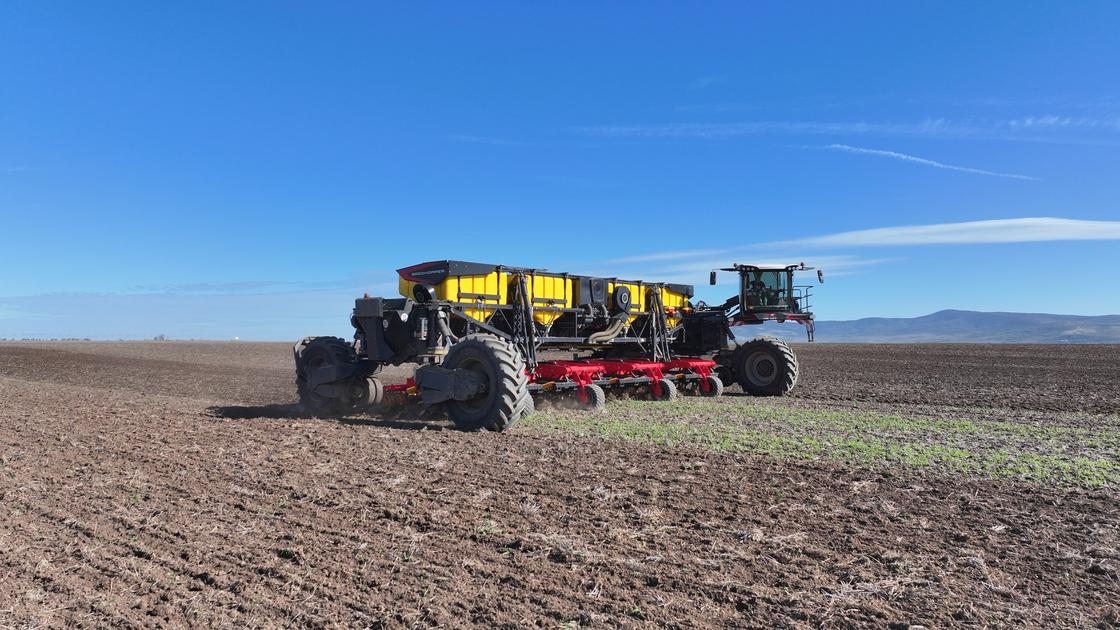 Väderstad - Un cultivateur Cultus HD de 14 m pour équiper l'automoteur ...