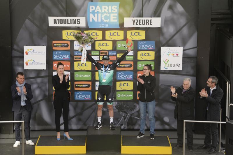 Une arrivée et un départ pour le Paris / Nice dans l’Allier ...