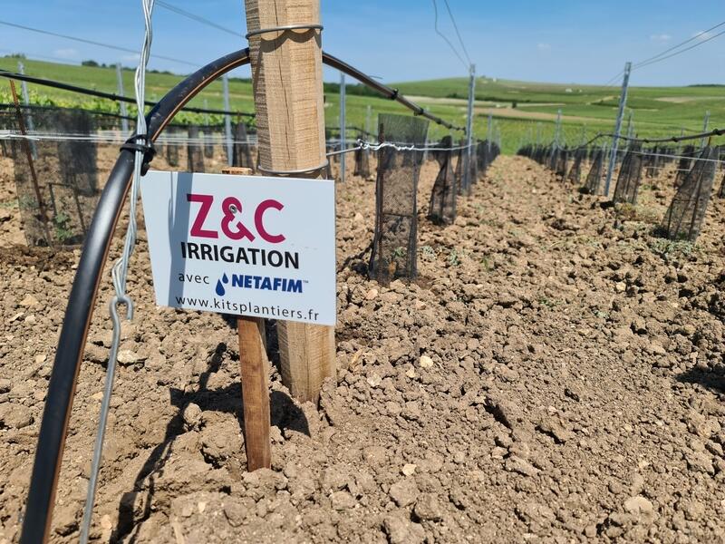 Le goutte-à-goutte temporaire facilite l’arrosage les plantiers de ...